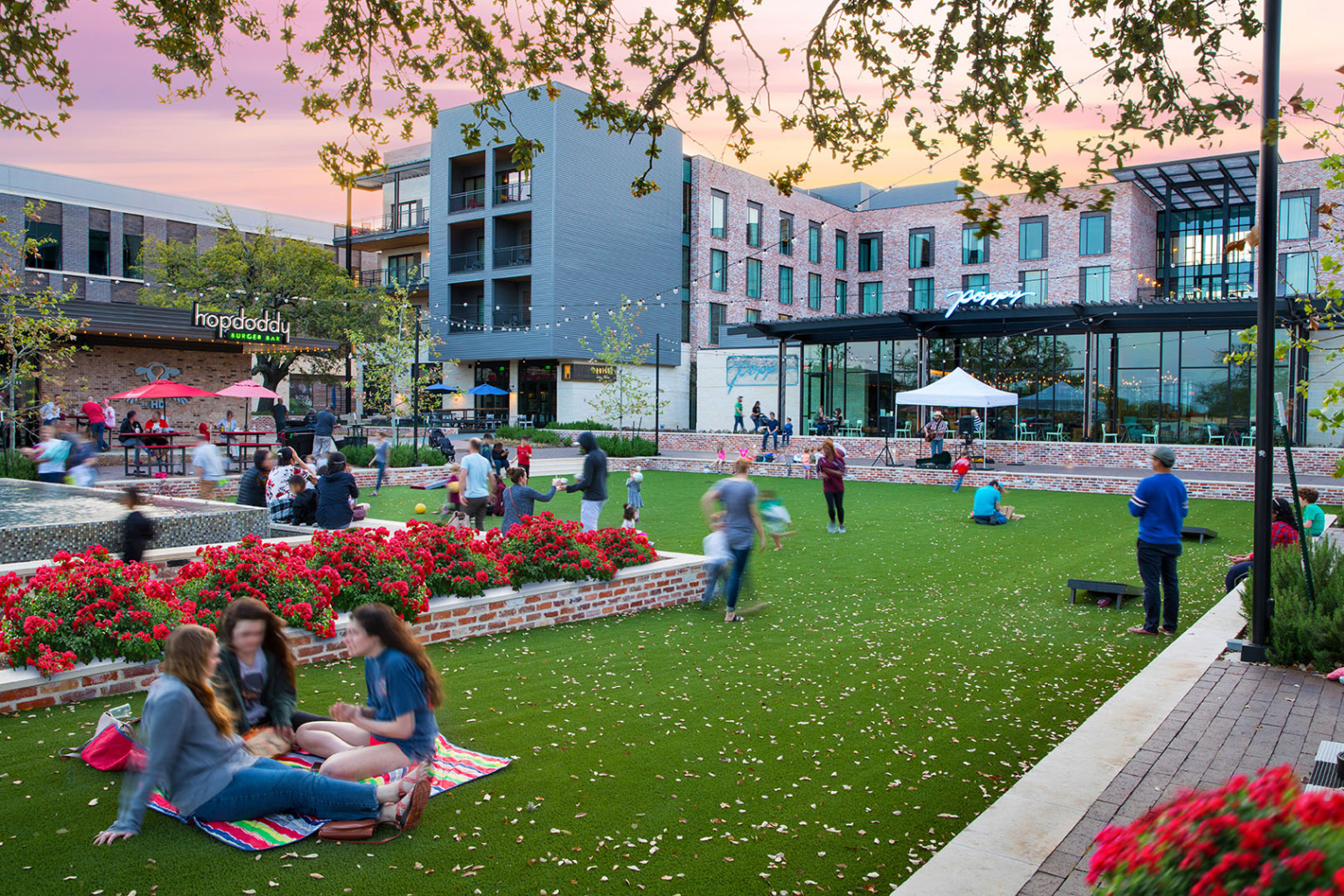 Century Square Announces Newest Restaurant, Uptown Brunch