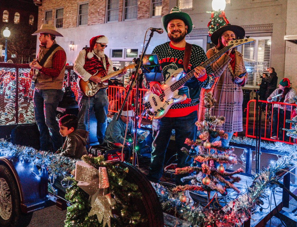 Downtown Bryan Holiday Stroll & Lighted Parade on December 11th!